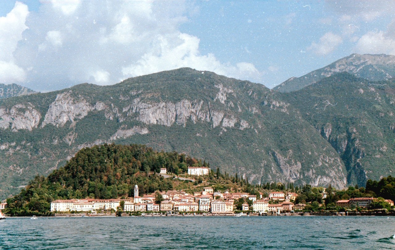 Do You Need Air Conditioning In Lake Como? - 2026 Travel Guide